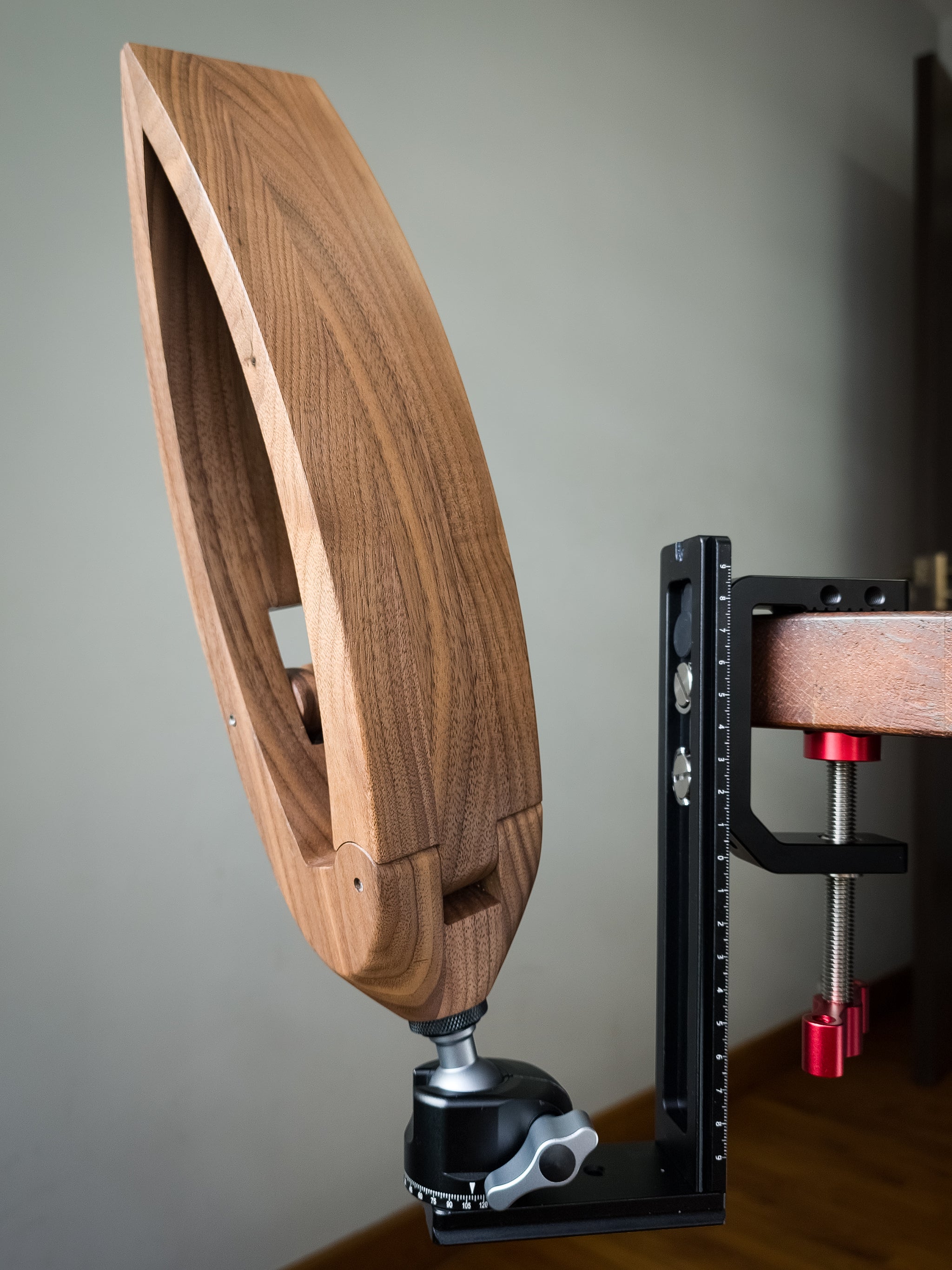 Crimson Modular Stitching Clamp – Crimson Hides